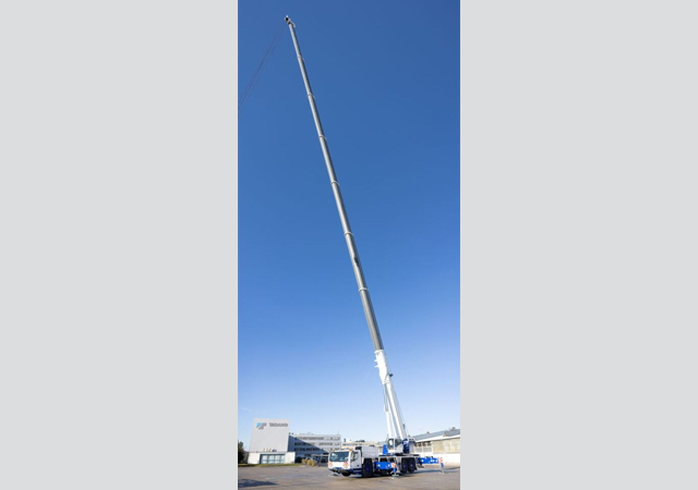Tadano’s crane sets new standards for reach